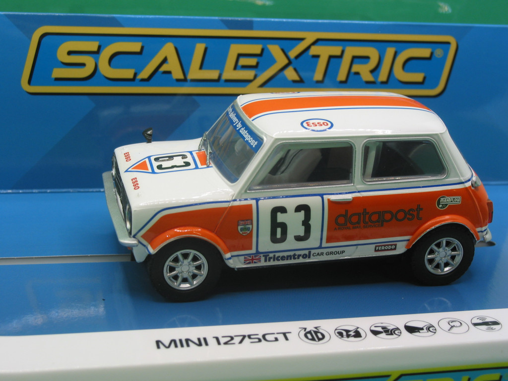 SCALEXTRIC C4413 MINI 1275 GT DATAPOST ALAN CURNOW BNIB - Scale Models