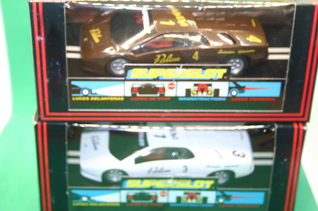 SCALEXTRIC C360 + C361 LAMBORGHINI DIABLO PALAU #4 CAR WHITE + #1 BROWN ...
